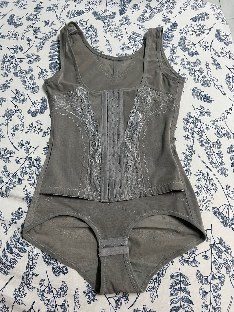 Corset overall bodysuit auto flat push up butt bust, Women's Fashion ...