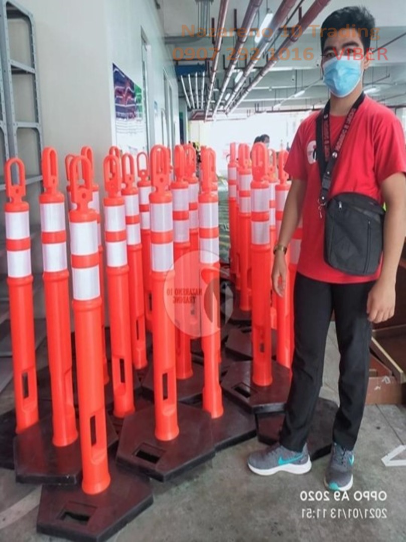 D bollard post w/blackbase 63, Commercial & Industrial, Construction ...