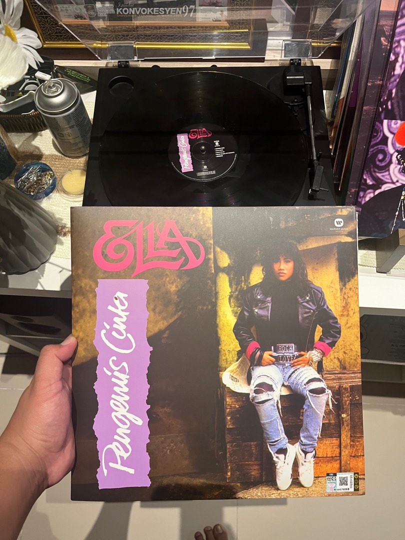 Ella Pengemis Cinta LP Vinyl, Hobbies & Toys, Music & Media, Vinyls on ...