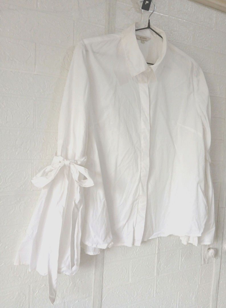 Et Cetera blouse, Fesyen Wanita, Pakaian Wanita, Gaun & Rok di Carousell