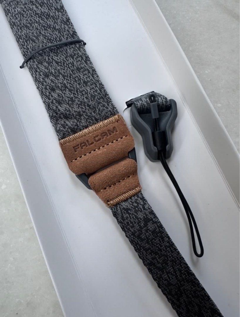FALCAM Maglink Lite Camera Strap, Magnetic Quick Buckle Shoulder Strap, Adjustable Length for ...