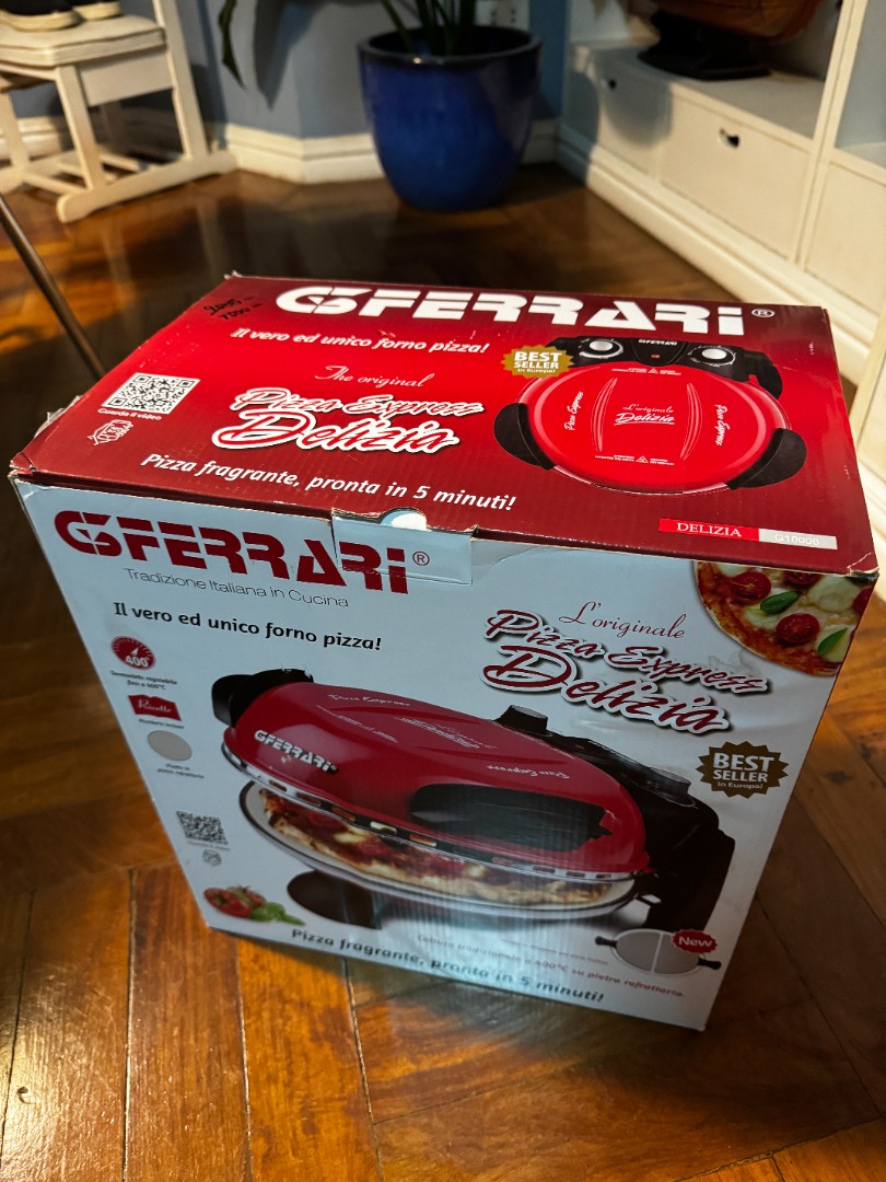GFerrari Delizia Pizza Oven Red, TV & Home Appliances, Kitchen ...
