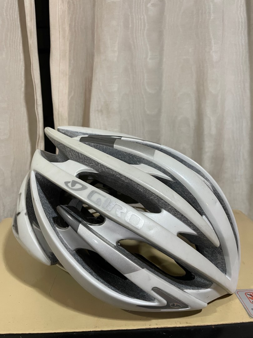 GIRO Road Cycling Helmet, Sports Equipment, Bicycles & Parts, Bicycles ...