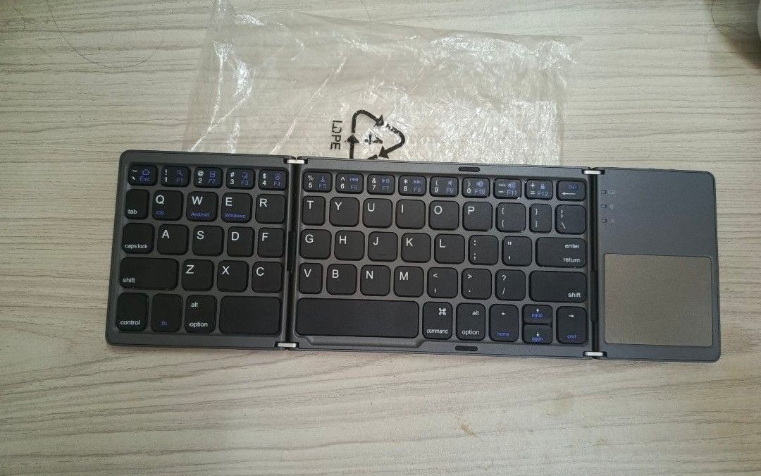 Mini wireless keyboard, Computers & Tech, Parts & Accessories, Computer Keyboard on Carousell