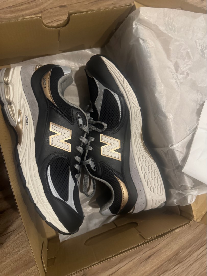 New Balance 2002R Black Gold BNIB URGENT, Men's Fashion, Footwear ...