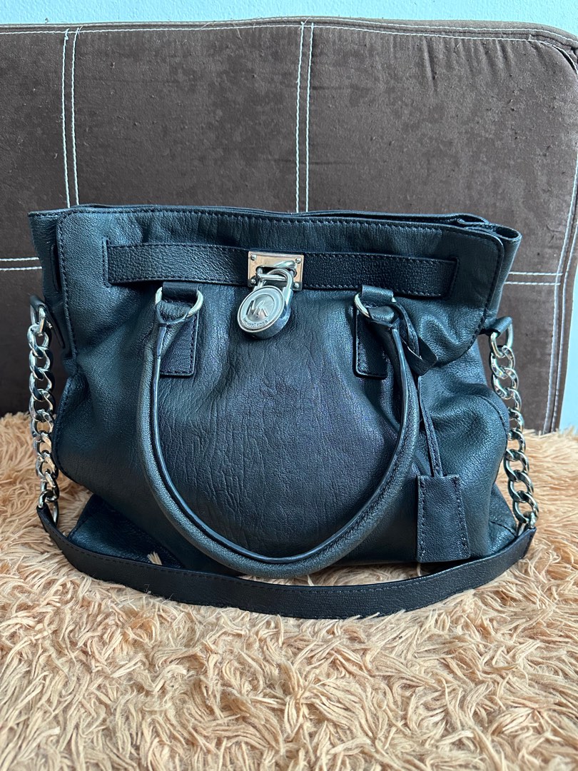 Preloved Black MK Hamilton (Med-Large), Luxury, Bags & Wallets on Carousell