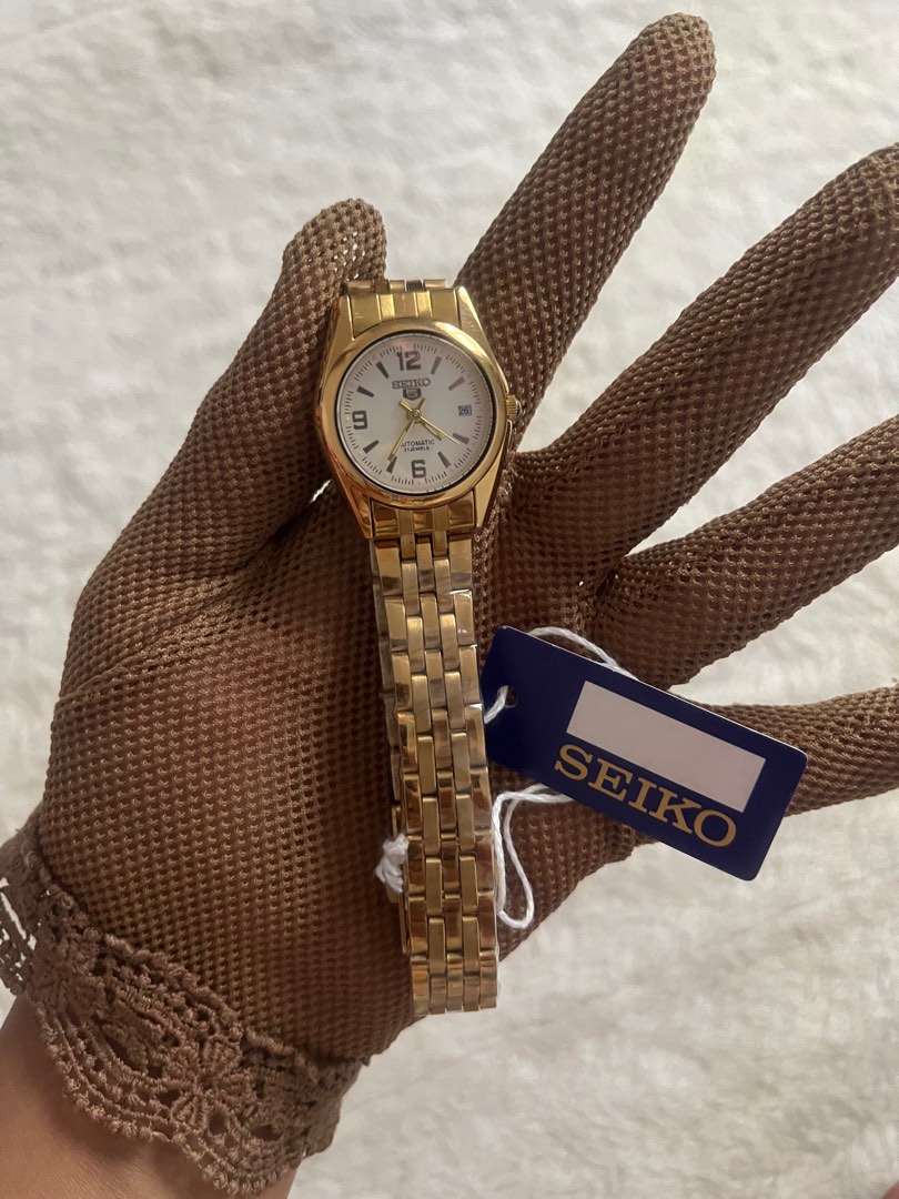 Seiko Small face Watch, Women's Fashion, Watches & Accessories, Watches ...