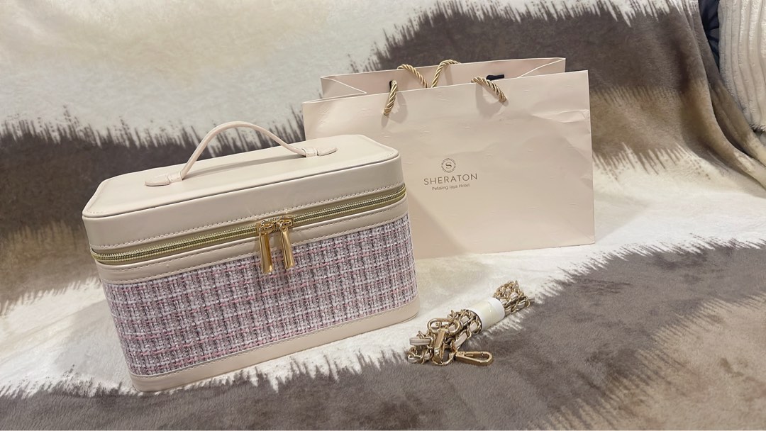 Sheraton Gift Box 2024 Jewellery Organiser box, Women's Fashion ...