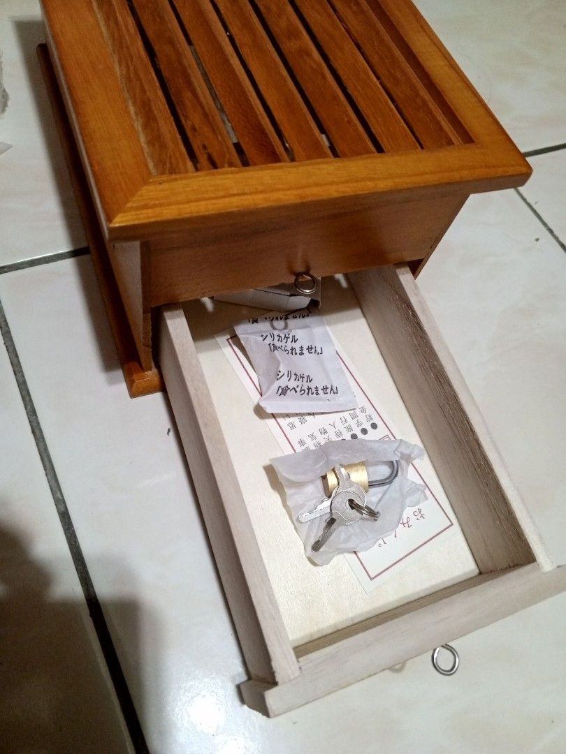 Tabung kayu ong mari, Furniture & Home Living, Furniture, Shelves ...
