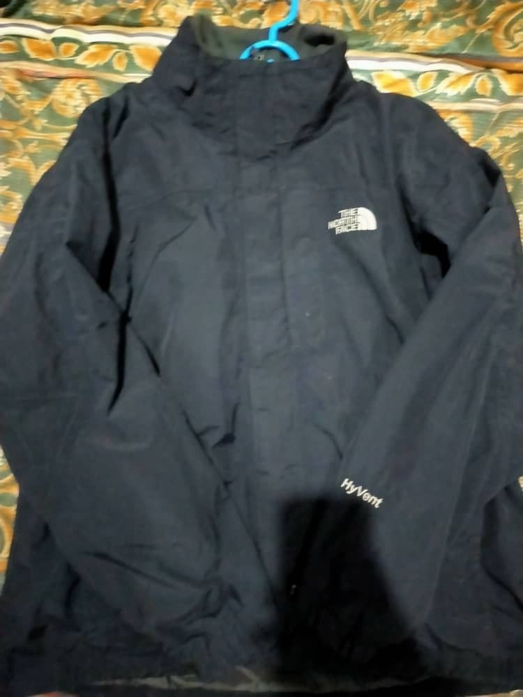 TNF hiking jacket, Men's Fashion, Coats, Jackets and Outerwear on Carousell