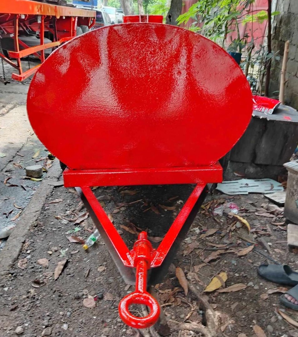 Water Tank 500 gallons, Commercial & Industrial, Construction Tools ...