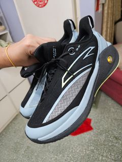ANTA SHOCK WAVE TEAM 5V2 BASKETBALL SHOES, Men's Fashion, Footwear ...