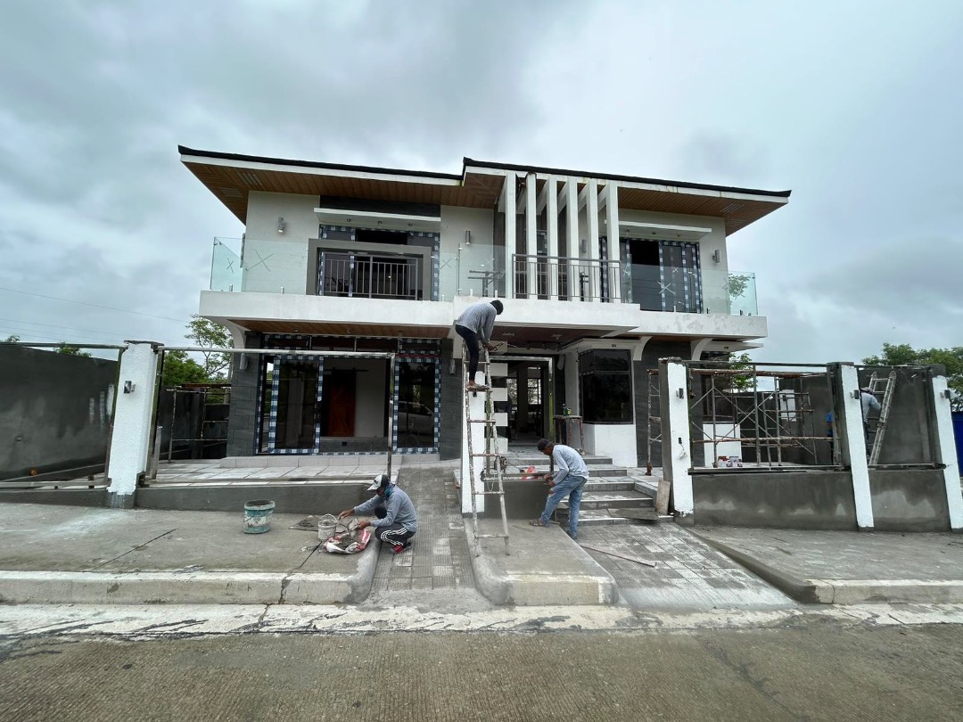 Brand New House and Lot FOR SALE at Pueblo Del Sol Subdivision Tagaytay ...