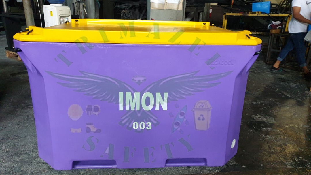 COOLER BOX 1000 LITERS, Furniture & Home Living, Home Improvement ...