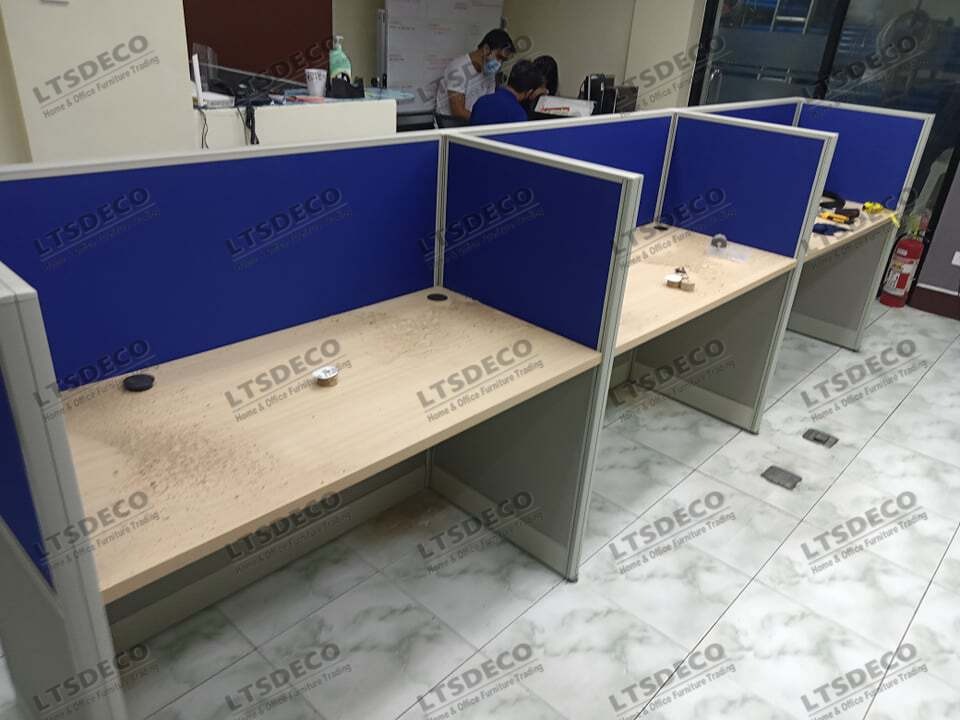 CUSTOMIZED WORKSTATION CUBICLES TABLE DESKS OFFICE PARTITION FURNITURE ...