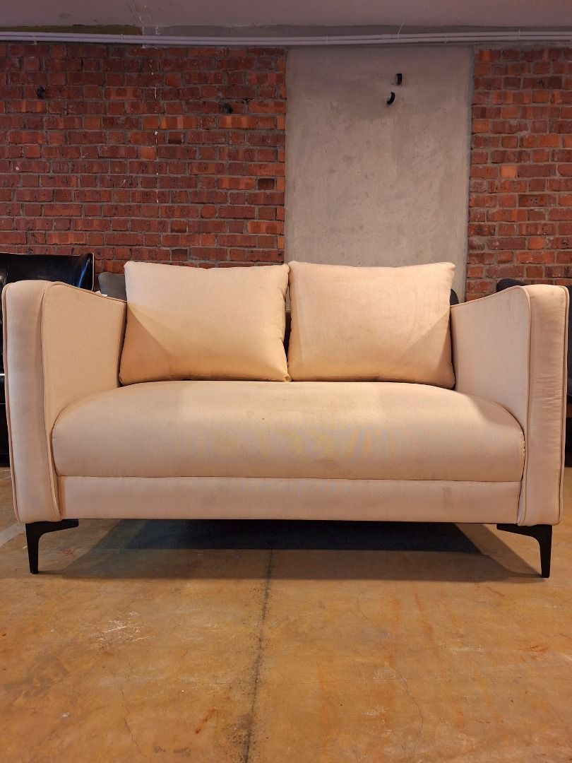 KAIZEN BINNY Luna Beige Cushion 2-seater Sofa / KAIZEN BINNY Sofa Kusyen 2 Tempat Duduk Warna ...