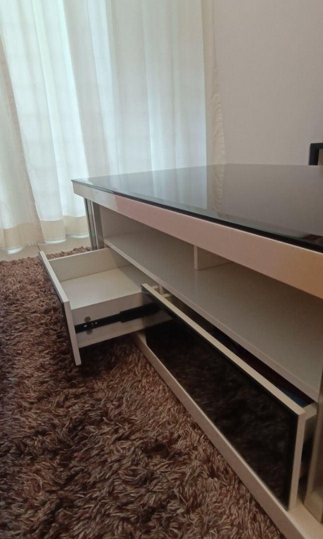 Natuzzi Italia Modern Coffee Table High Gloss Tempered Glass with ...