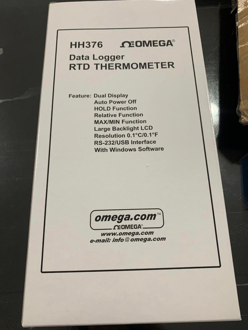 OMEGA DATA LOGGER RTD THERMOMETER HH376, Commercial & Industrial ...