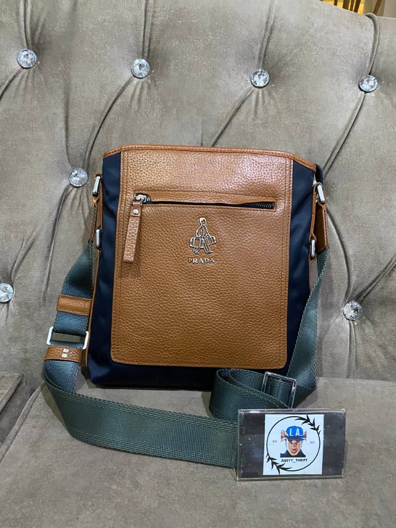 SLING BEG KULIT PRADA BRANDED BUNDLE, Luxury, Bags & Wallets on Carousell