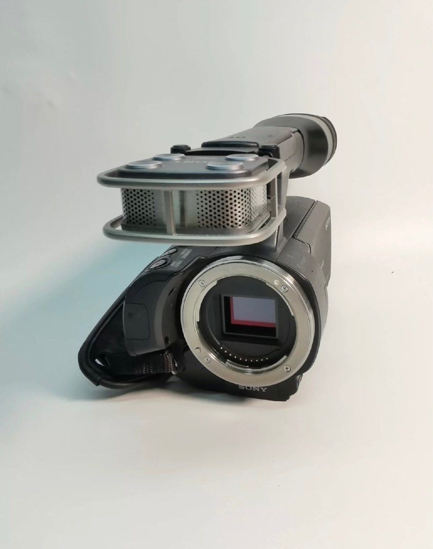 Sony e-mount lens dv handycam nex-vg30 99%new, Photography, Video Cameras on Carousell