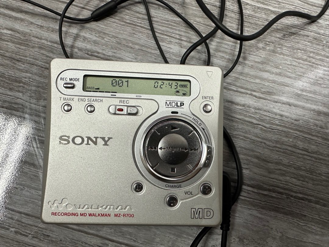 Sony recording MD Walkman MZ-R700 MD機, 音響器材, 錄音機 - Carousell