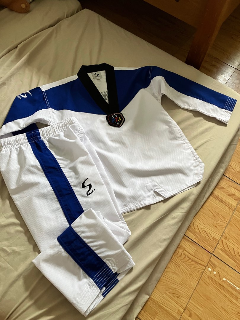 Taekwondo Dobok Male Kyorugi, Sports Equipment, Other Sports Equipment ...
