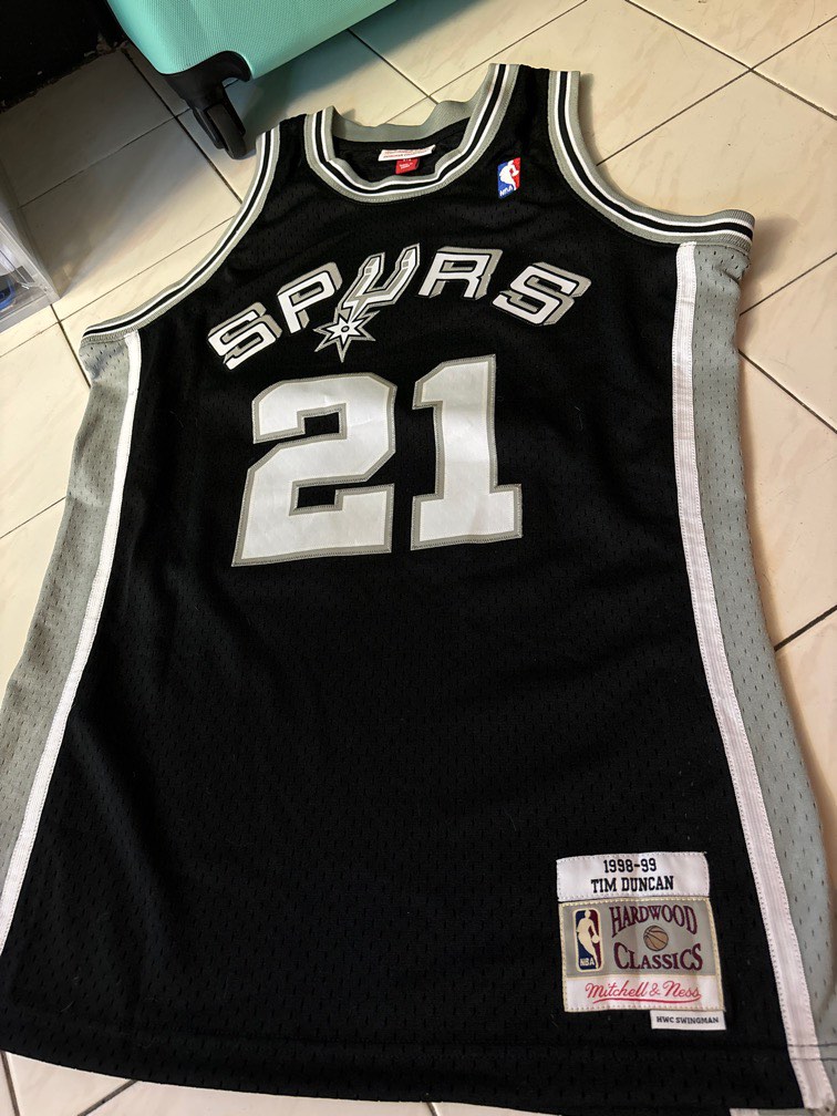 Tim Duncan basketball jersey nba, Men's Fashion, Activewear on Carousell