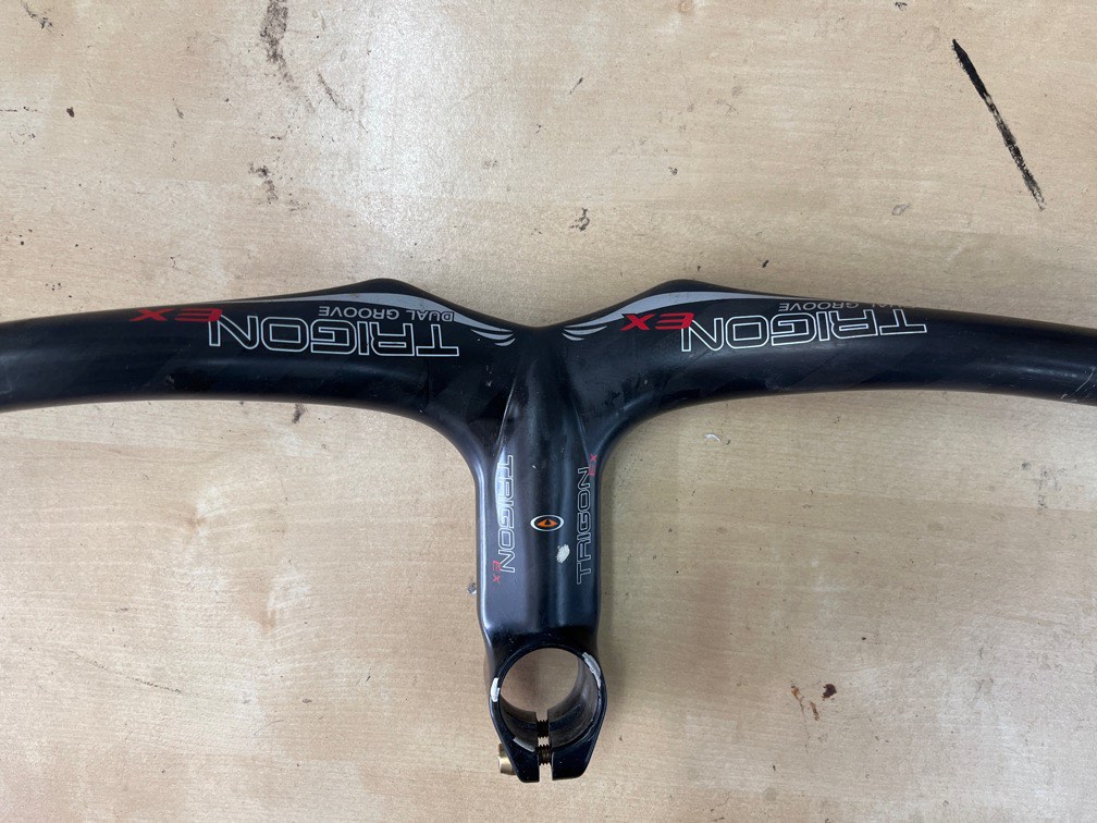 Trigon EX integrated stem handlebar full carbon, Sports Equipment ...