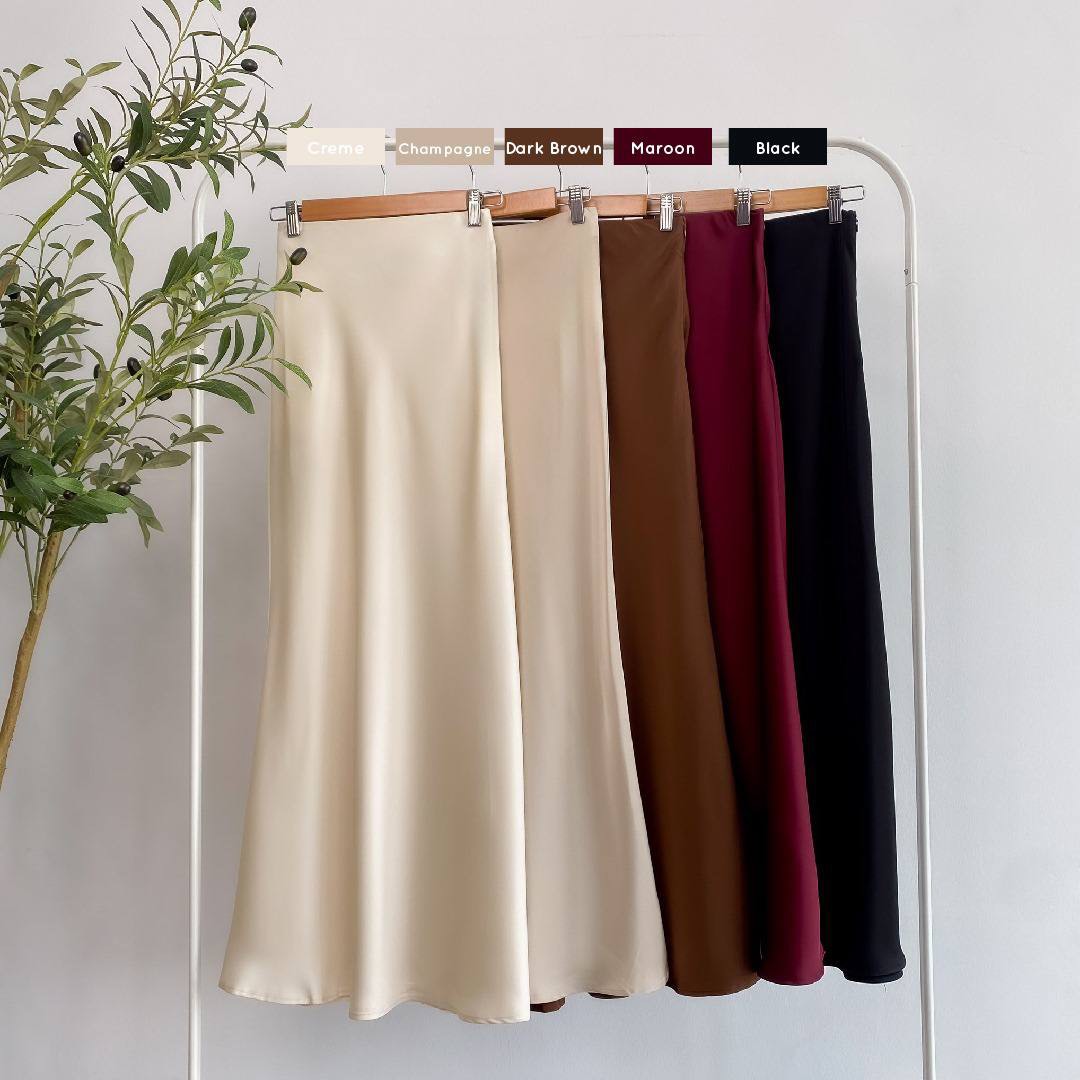 WENDY SATIN SKIRT, Women's Fashion, Bottoms, Skirts on Carousell