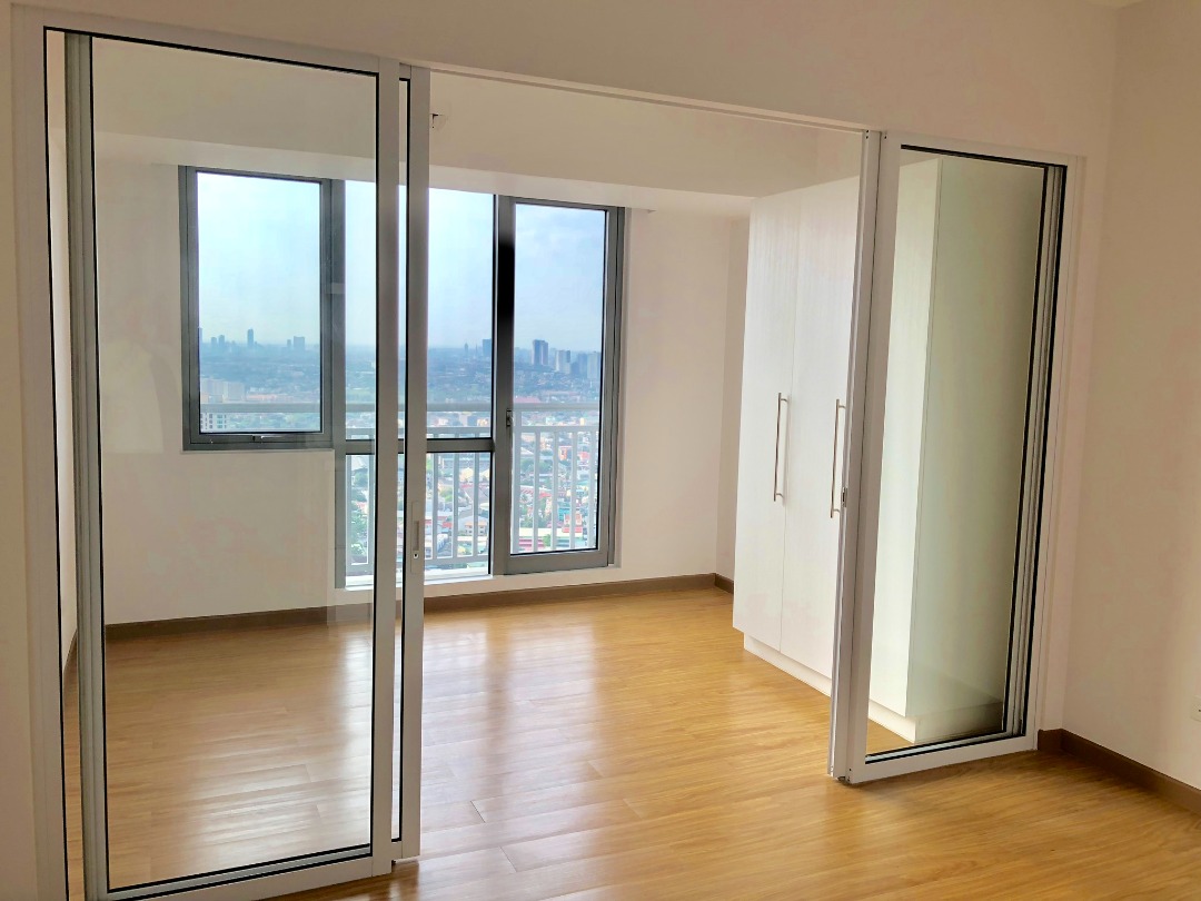 26 sqm Studio Condo Unit For Sale in Acqua Private Residences Makati ...