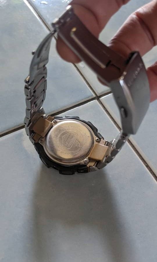 2 biji jam besi original nak letgo, Men's Fashion, Watches ...