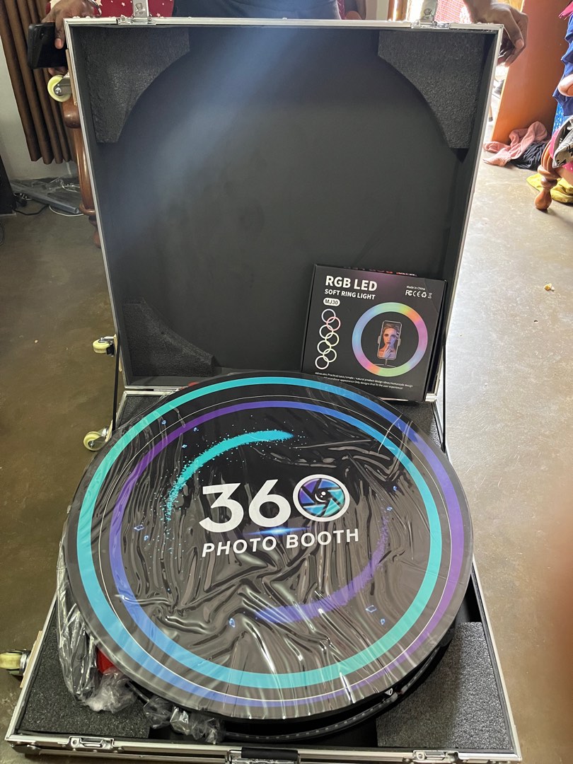 360 Video Booth Platform, Computers & Tech, Office & Business ...