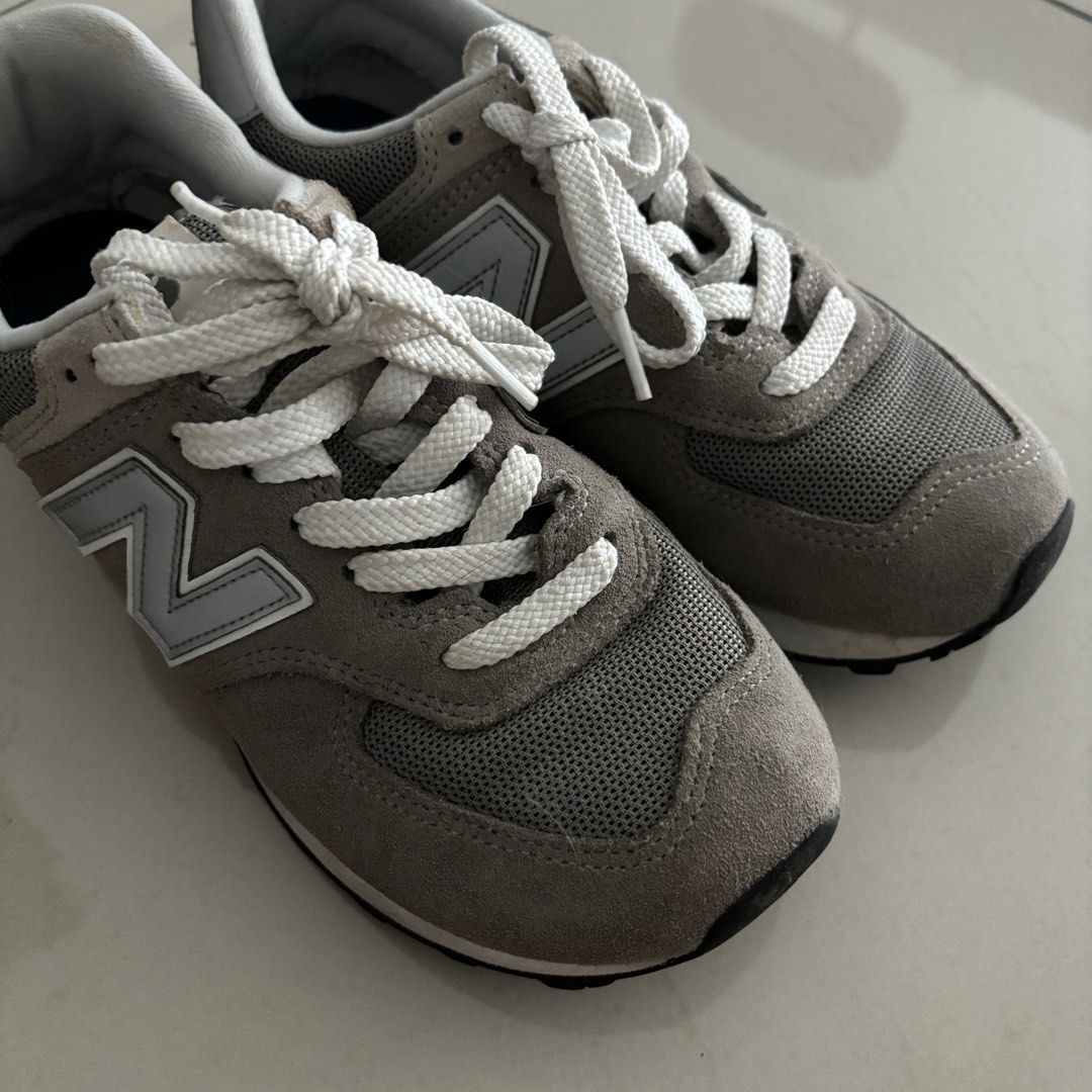 ASICS UB2-S Gel 1130/New Balance 574/Crocs All Terrain Atlas Clogs/Vans ...