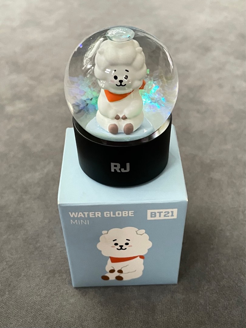 BNEW & AUTHENTIC Line Friends x BT21 RJ Mini Water Globe, Hobbies ...