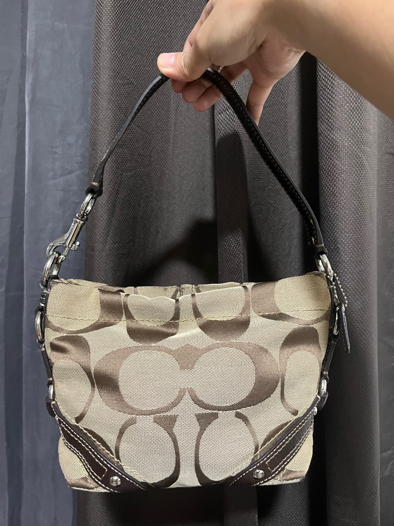 Coach Carly, Luxury, Bags & Wallets on Carousell