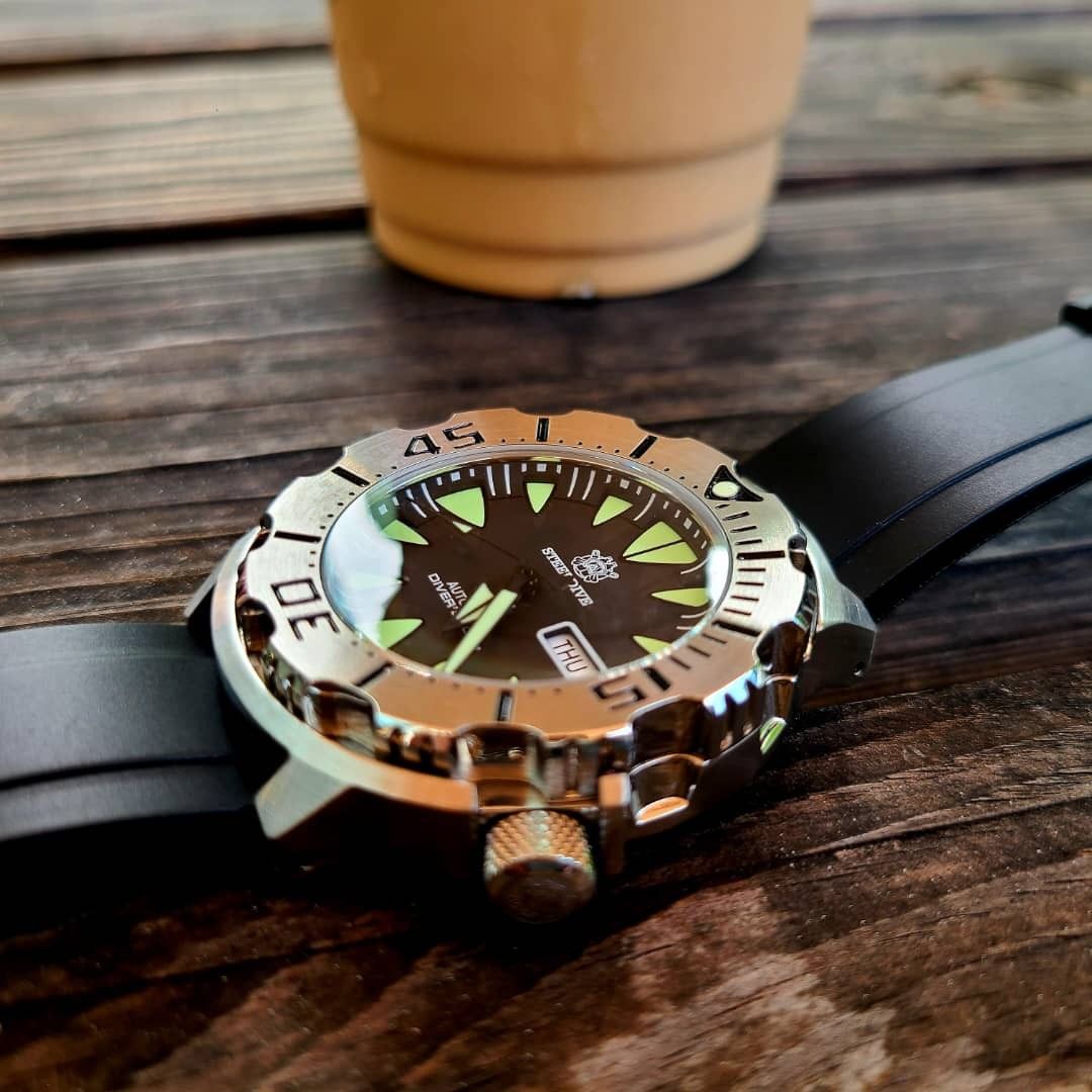 Dracula dial monster second generation style. I have many diver watch ...