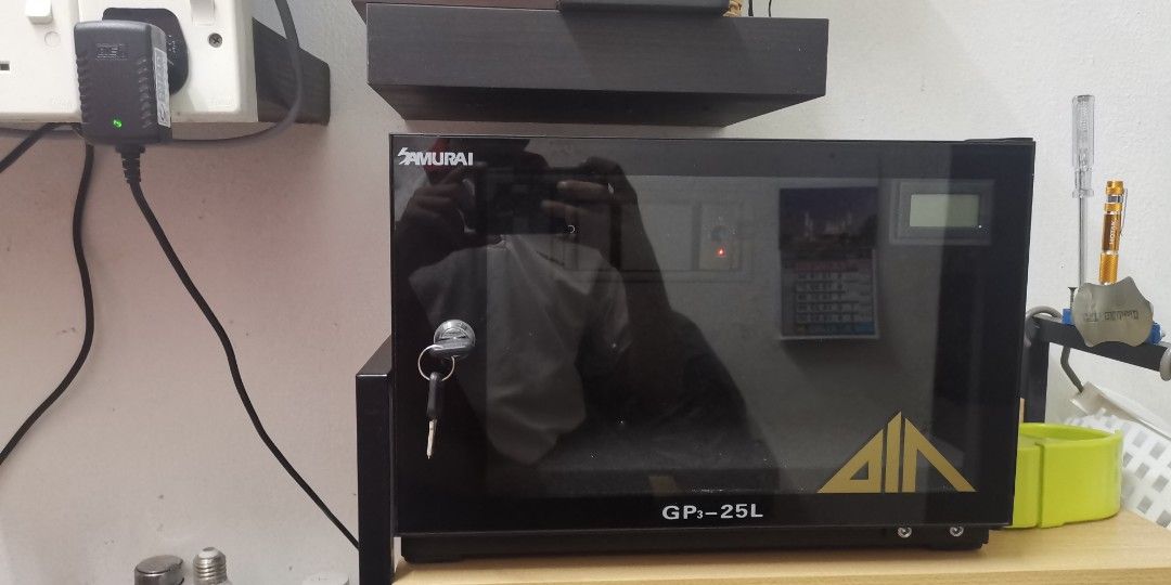 Dry Box Samurai GP3-25L, Photography, Cameras on Carousell