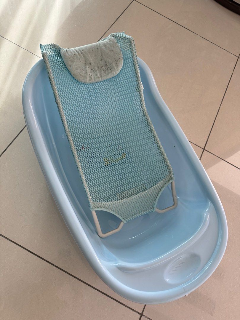 JARING UNTUK MANDI BAYI DALAM BESEN, Babies & Kids, Bathing & Changing ...