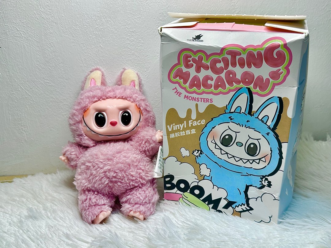 Labubu V1 macaroon Pink Lychee Berry 1:1 , Hobbies & Toys, Toys & Games ...