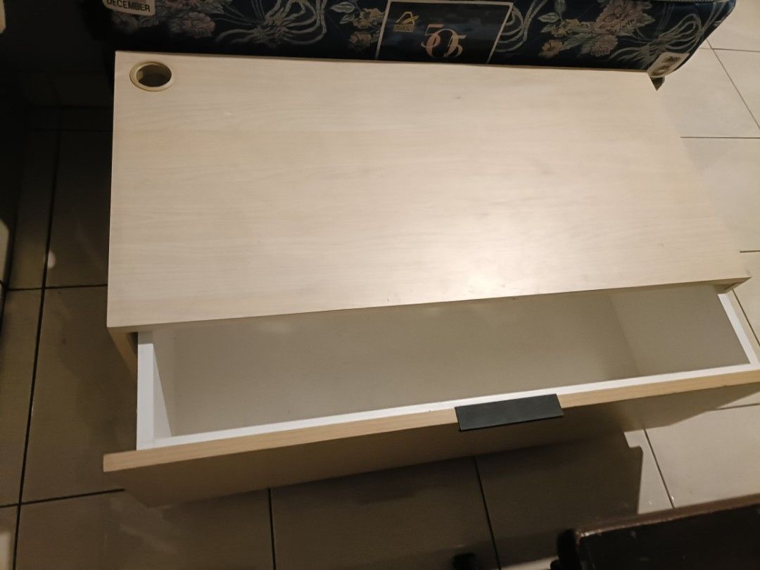 LACI BAHAN MULTIPLEX LAPIS HPL, Perabotan Rumah di Carousell