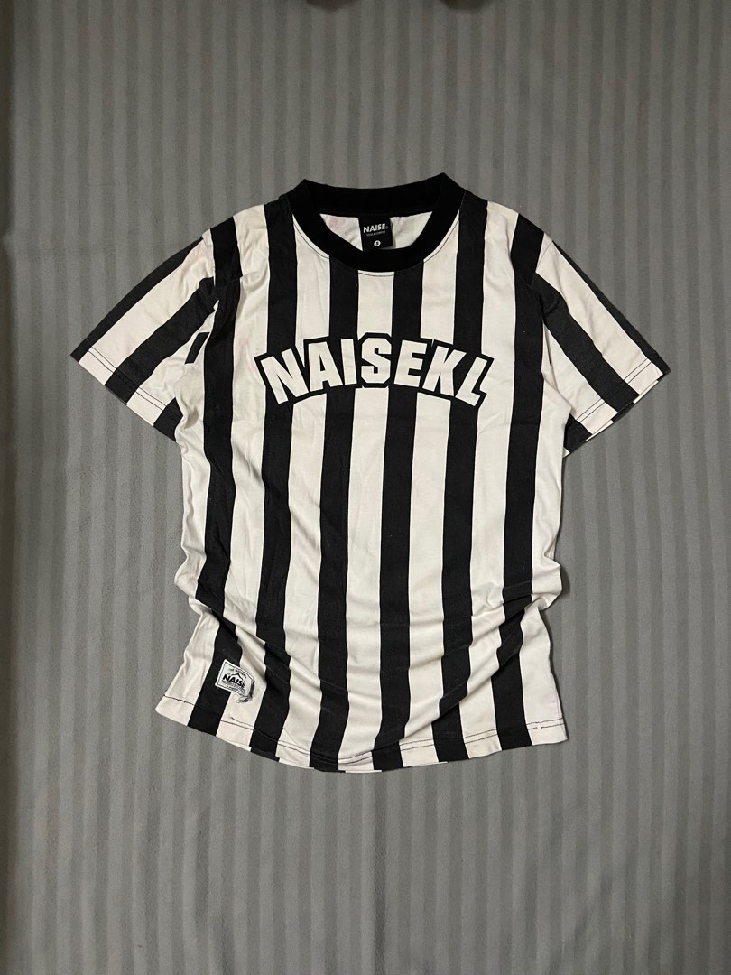 Naisekl black & white shirt, Men's Fashion, Tops & Sets, Tshirts & Polo ...