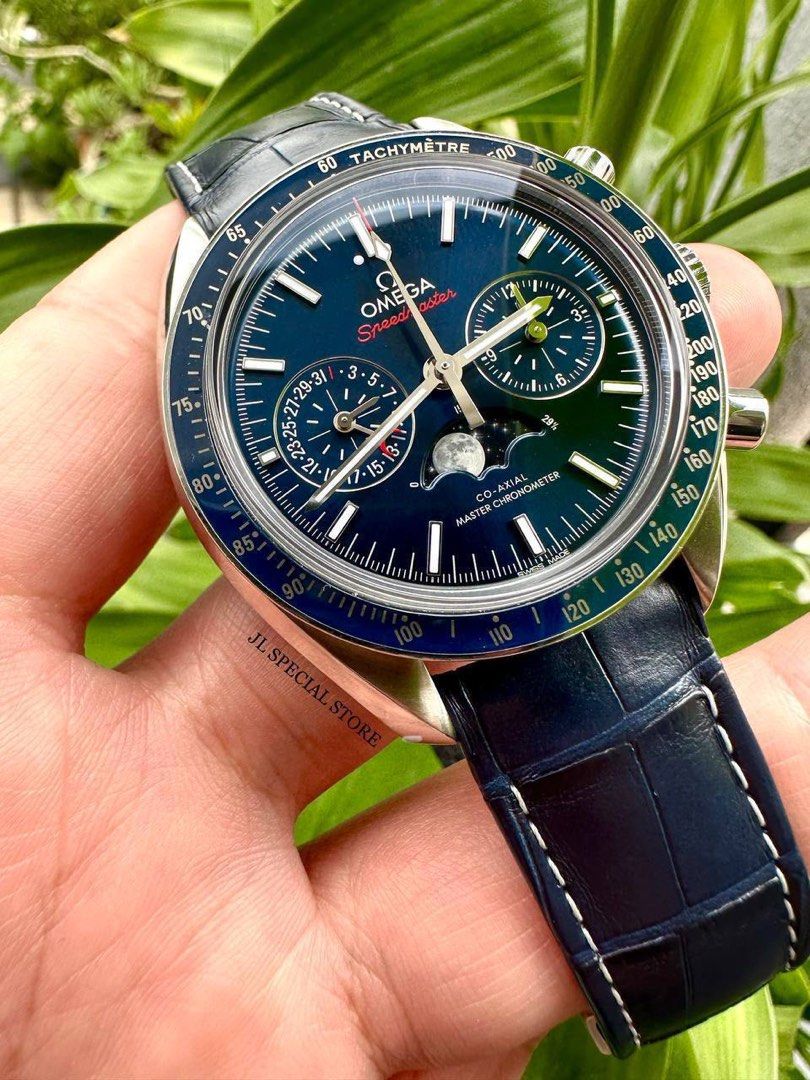 Omega Speedmaster Chronograph Moonphase, Luxury, Watches on Carousell