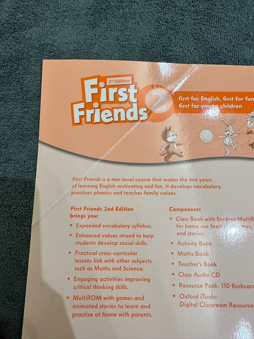 Oxford First Friends 2 (class book + activity book), 興趣及遊戲, 書本 & 文具 ...
