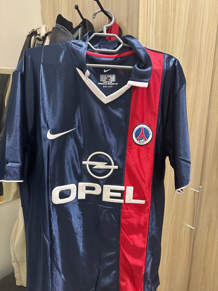 PSG retro jersey, Men's Fashion, Activewear on Carousell