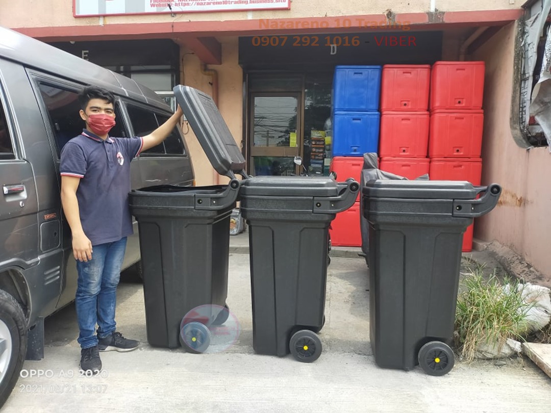 Roller king trash bin w/wheels 250Liters 513, Furniture & Home Living ...
