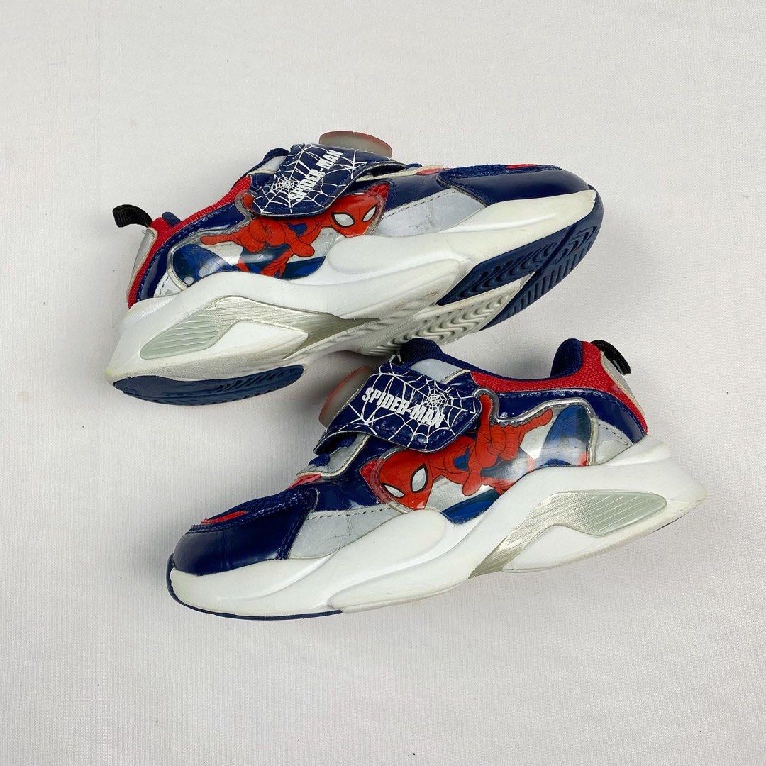 Sepatu MARVEL SPIDERMAN, Fesyen Pria, Sepatu , Sneakers di Carousell