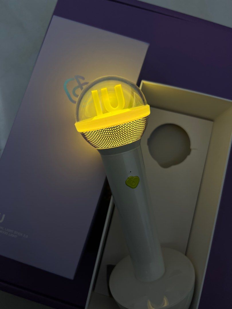 WTS IU lightstick ver 2, Hobbies & Toys, Collectibles & Memorabilia, K ...