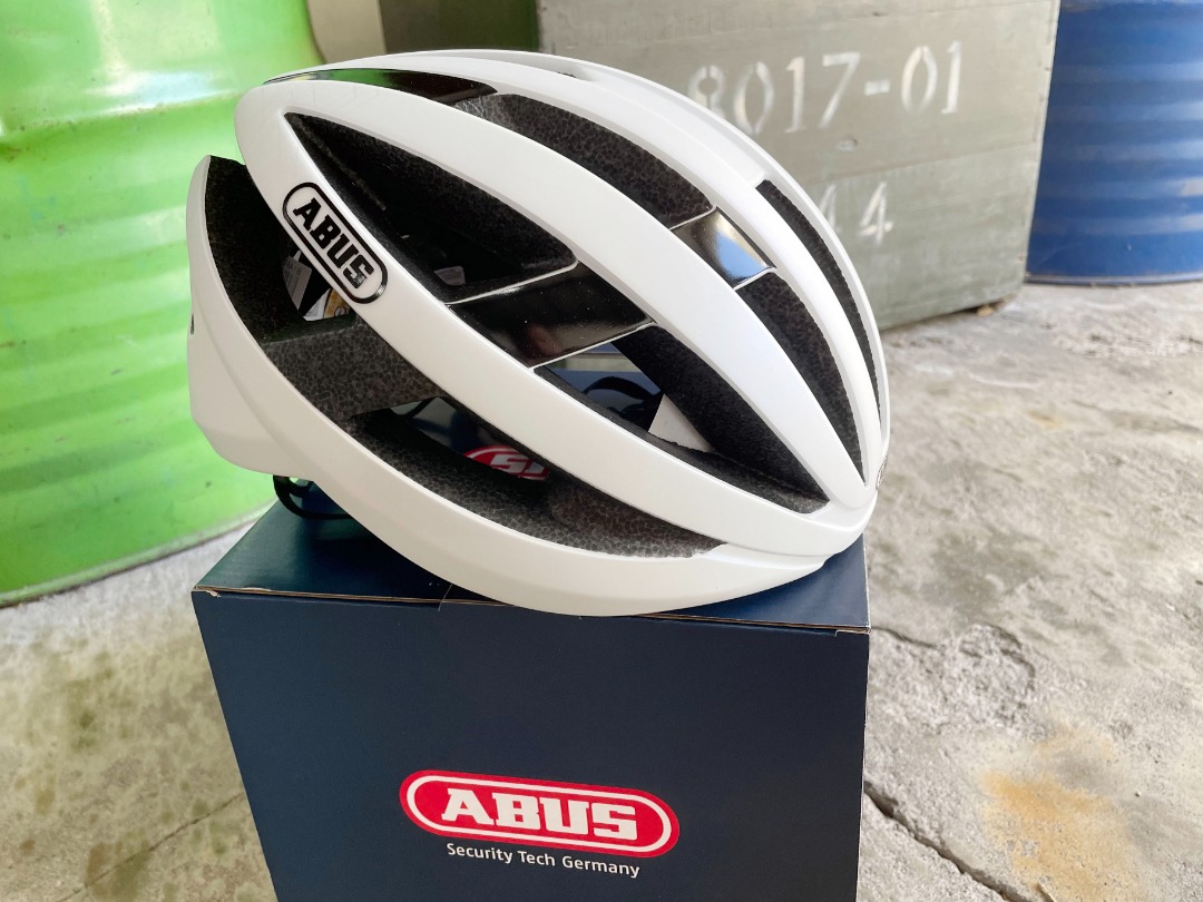 ~騎車趣~ABUS VIANTOR 自行車安全帽 公路車安全帽 車帽 頭盔, 體育器材, 自行車及配件, 單車在旋轉拍賣