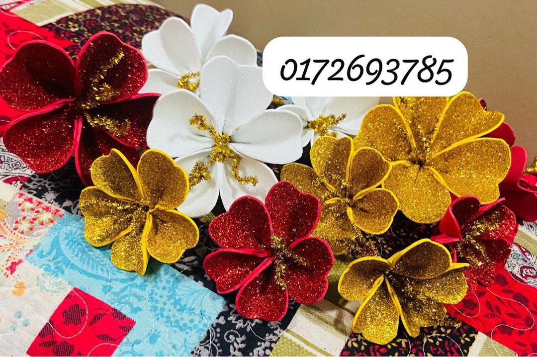 Bunga Raya Hiasan Hari Merdeka, Hobbies & Toys, Stationery & Craft ...