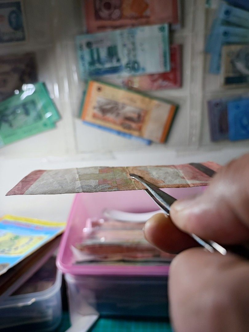 Duit Error Salah Cetak Missprint Rm10 No Sign Prefix QP1121801, Hobbies ...